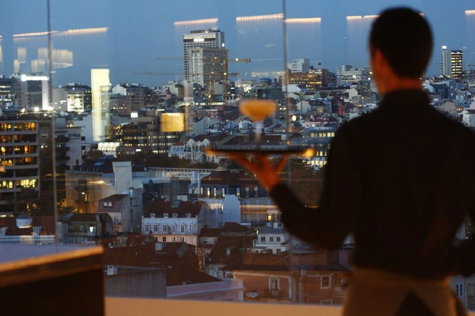 Sky’s the Limit: Lisbon’s 5 Ultimate Rooftop Restaurants and Bars